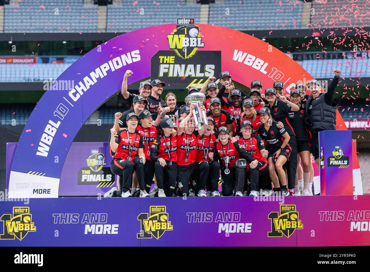 Big bash league trophy hi-res stock photography and images - Alamy