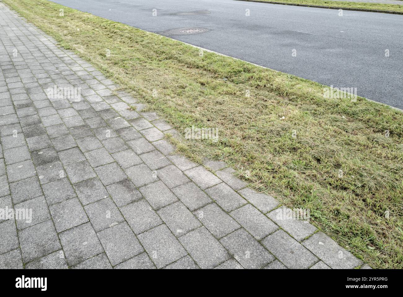 Road without pavement hi-res stock photography and images - Alamy