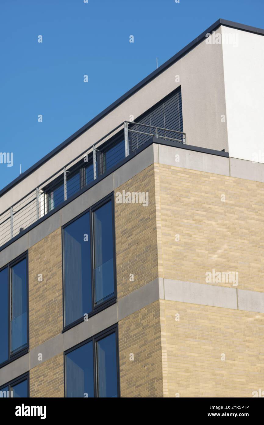 Facade of an modern large house, wall with windows Stock Photo - Alamy