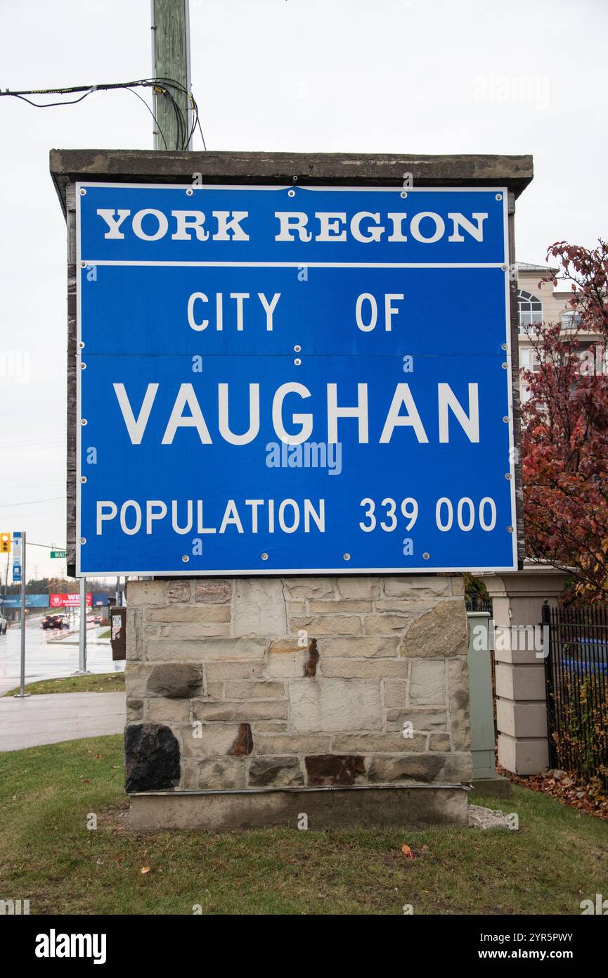 Welcome to the city of Vaughan York Region sign on Dufferin Street in ...