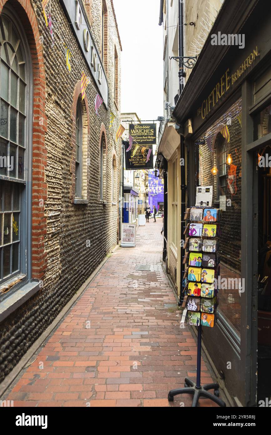 Brighton town centre hi-res stock photography and images - Alamy