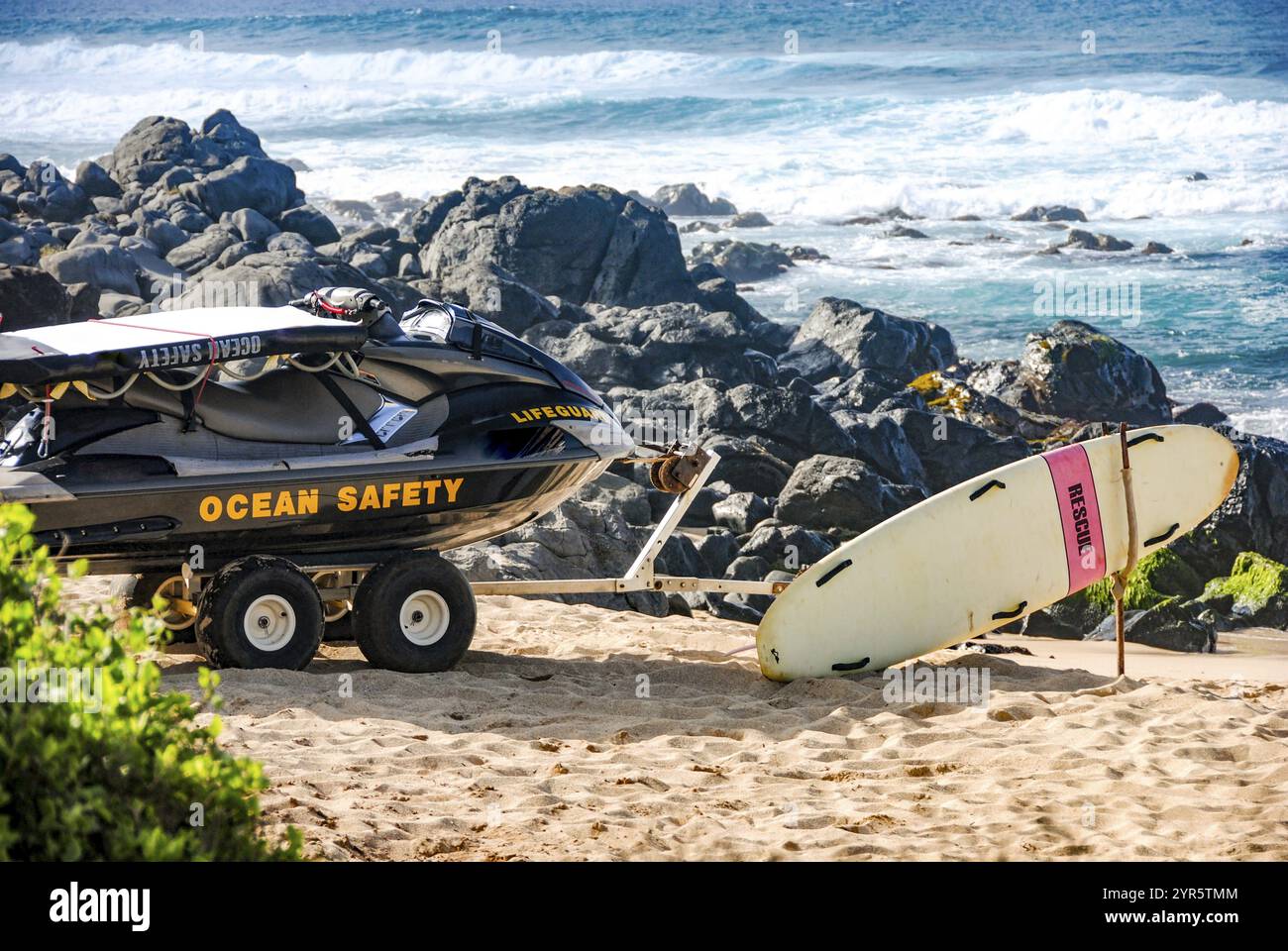 Rescue jet ski hi-res stock photography and images - Alamy