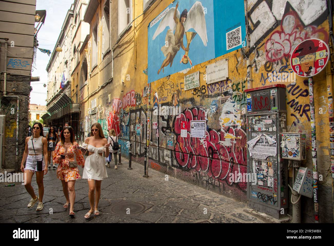 wall painting in old city centre of Naples, Italy Stock Photo - Alamy
