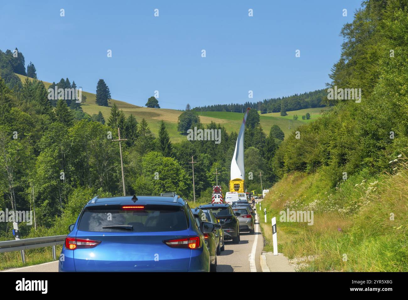 Heavy traffic for transporting wind turbine blades for wind energy on a ...