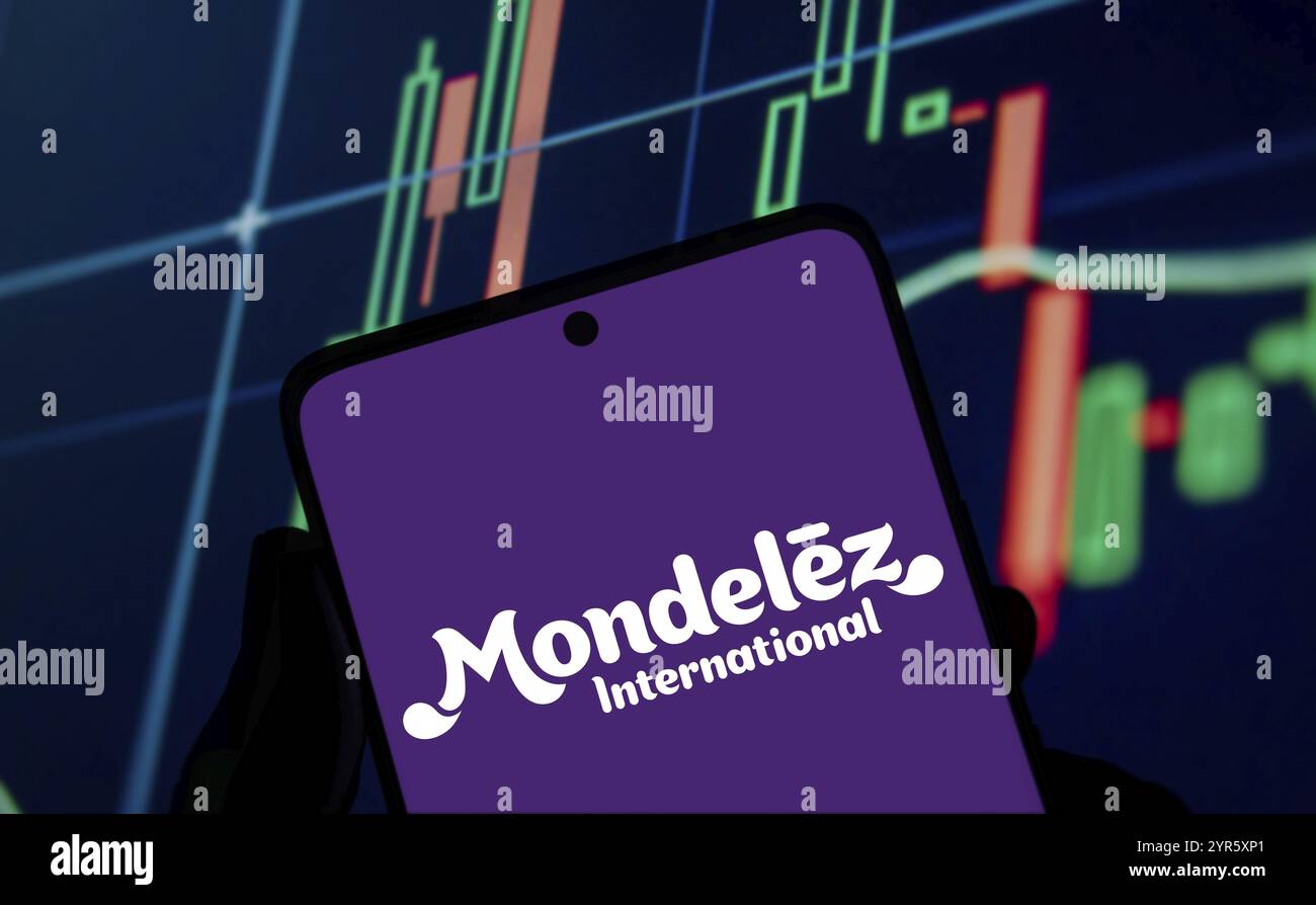 Mondelez international logo hi-res stock photography and images - Alamy