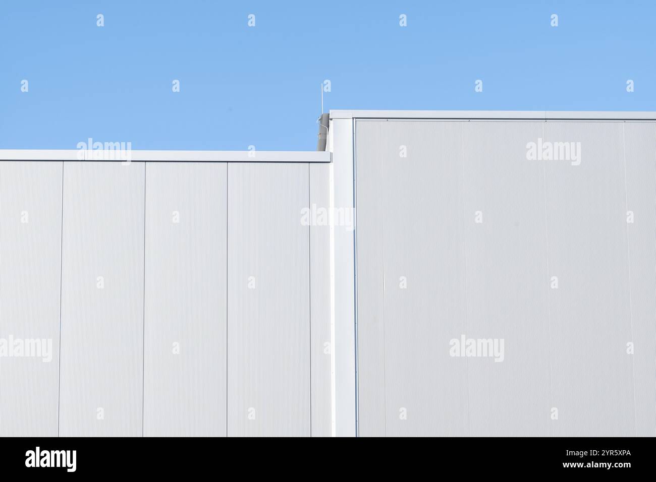Construction without windows hi-res stock photography and images - Alamy