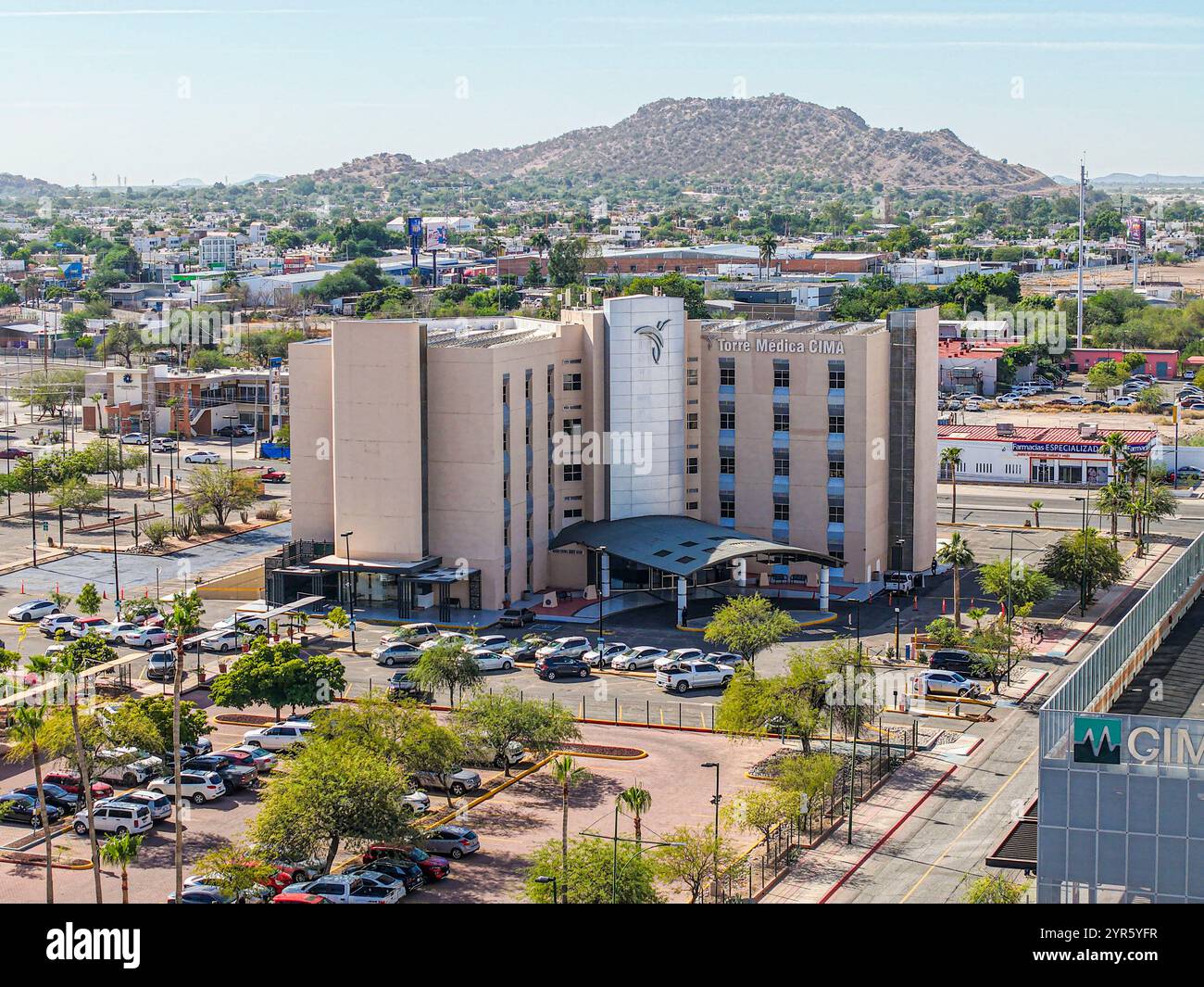 CIMA medical tower in Vado del rio in Hermosillo Mexico. (Photo: Luis ...