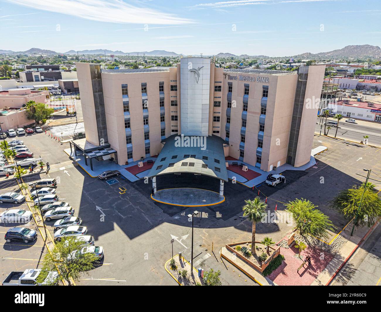CIMA medical tower in Vado del rio in Hermosillo Mexico. (Photo: Luis ...