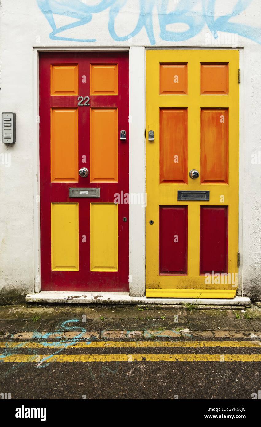 Many coloured doors hi-res stock photography and images - Alamy