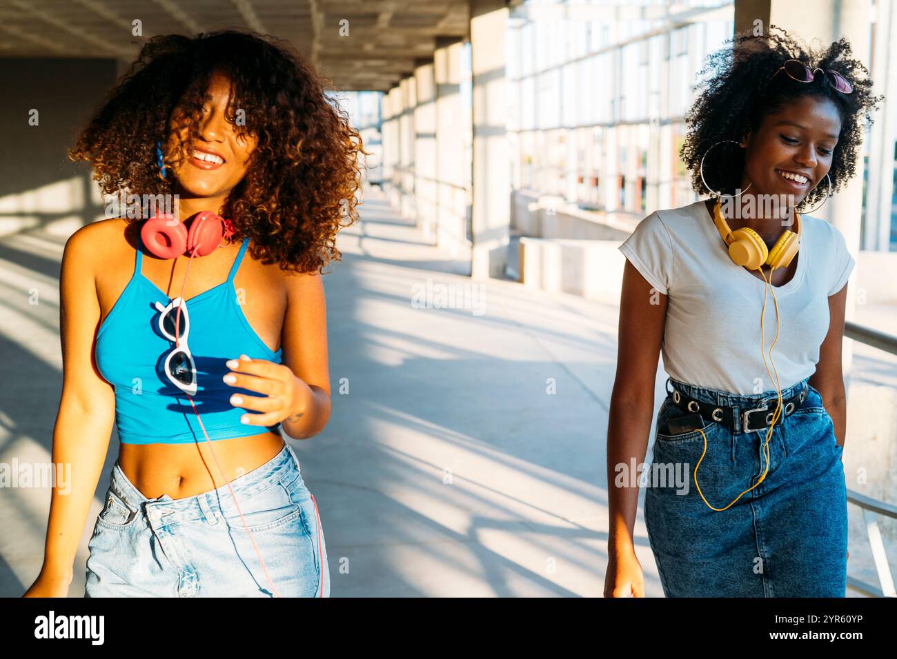 Two women wearing denim hi-res stock photography and images - Alamy