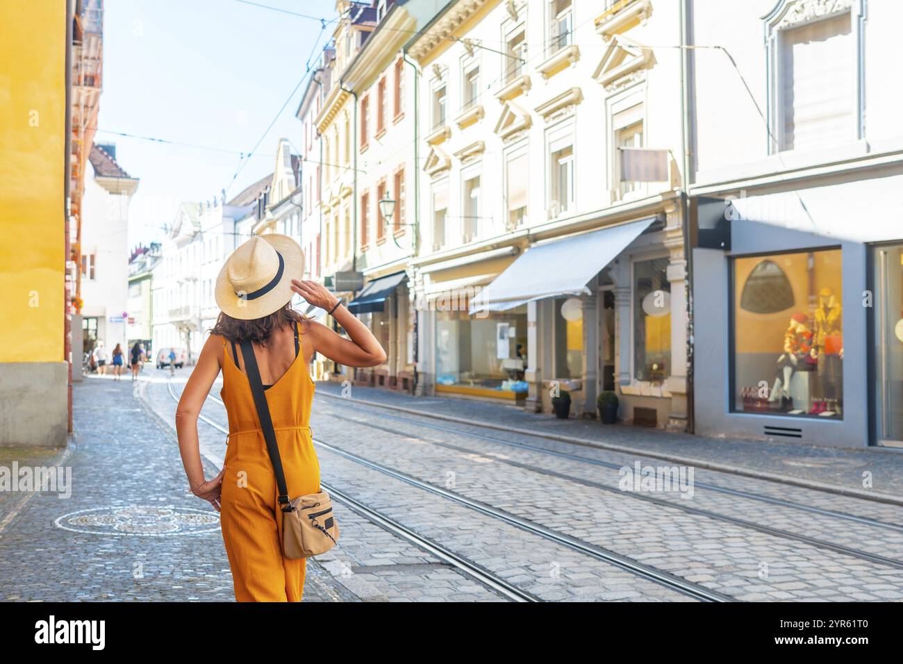 Female tourist europe hi-res stock photography and images - Alamy