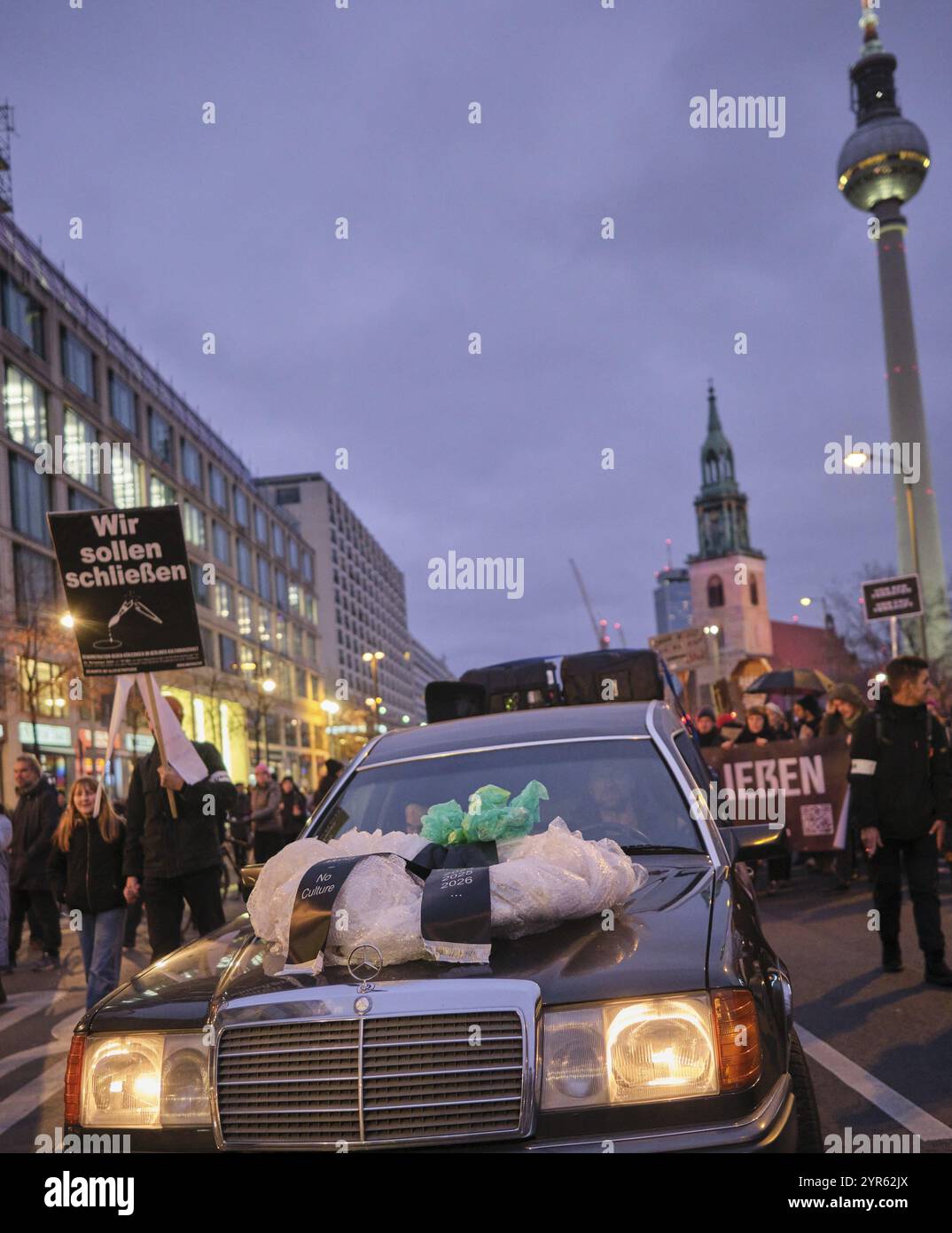 Germany, Berlin, 29 November 2024, funeral march of the cultural scene ...