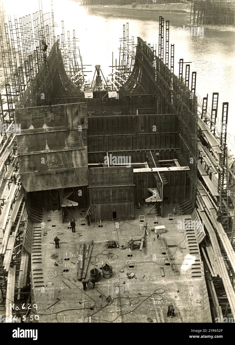 The building of the passenger cruise liner, The Aureol, at Alexander ...