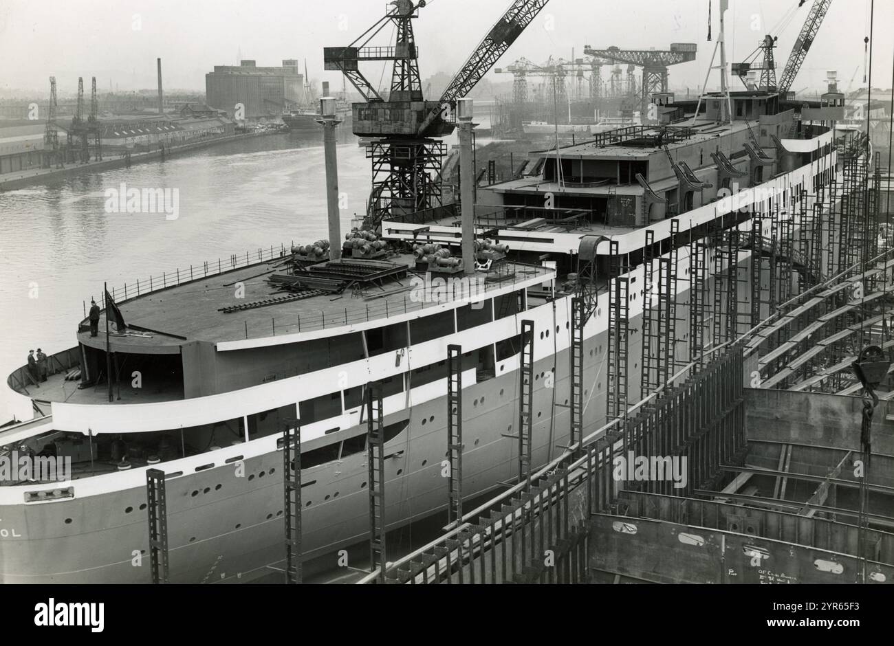 The building of the passenger cruise liner, The Aureol, at Alexander ...