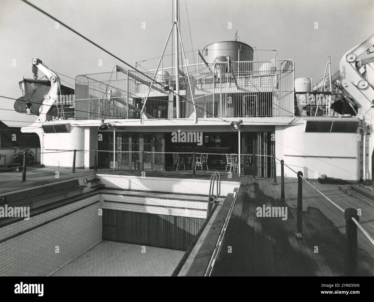 The building of the passenger cruise liner, The Aureol, at Alexander ...