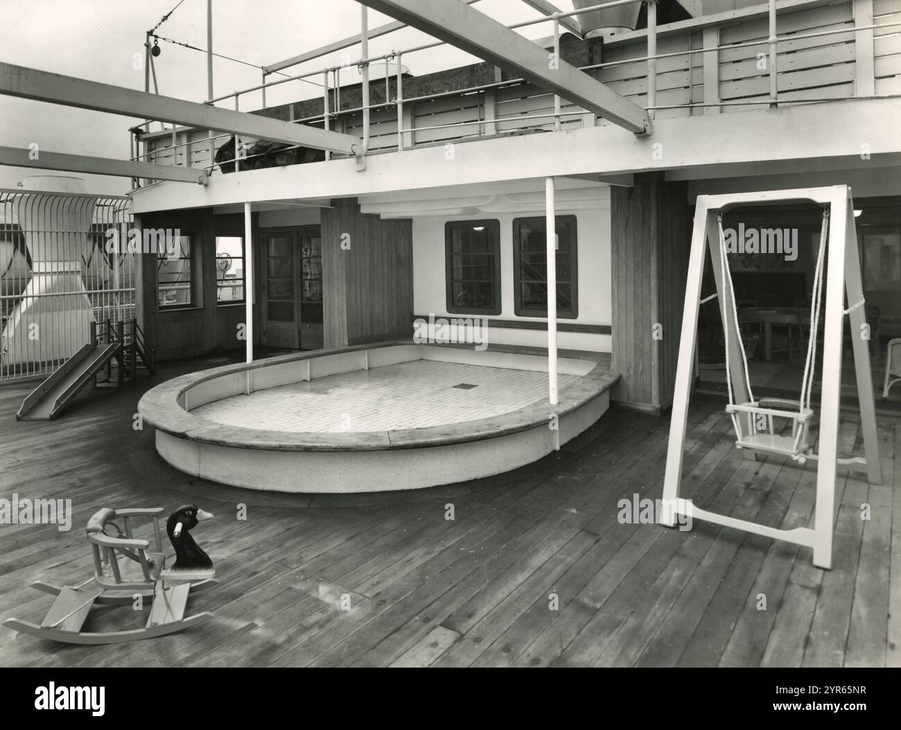 The building of the passenger cruise liner, The Aureol, at Alexander ...