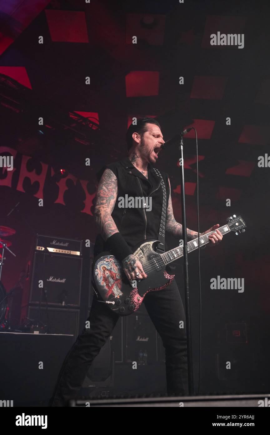 Ricky Warwick of The Almighty performing at Barrowland, Glasgow, 30th ...