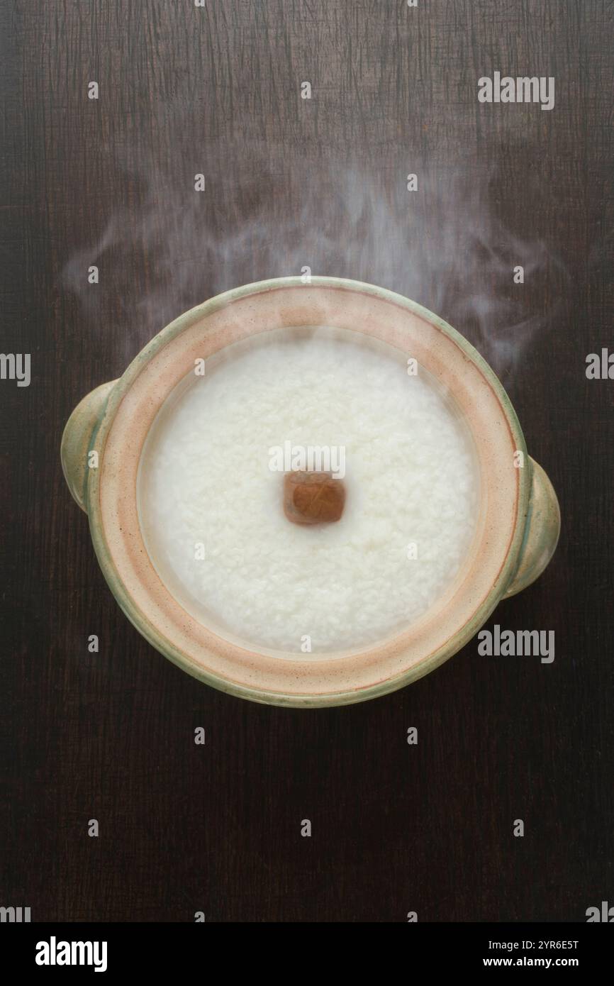Okayu (rice gruel Stock Photo - Alamy