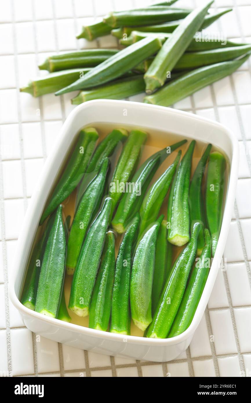 Okra ohitashi hi-res stock photography and images - Alamy