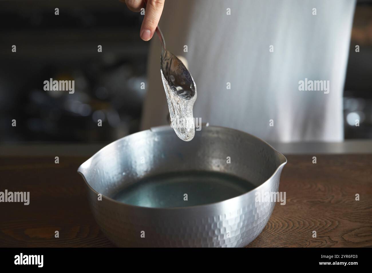 Coloured agar liquid with starch syrup 1 Stock Photo - Alamy