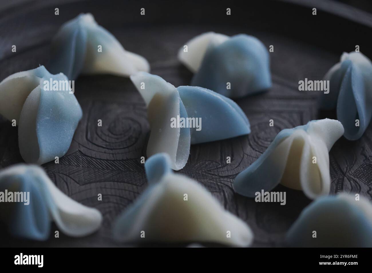 Yaka hi-res stock photography and images - Alamy