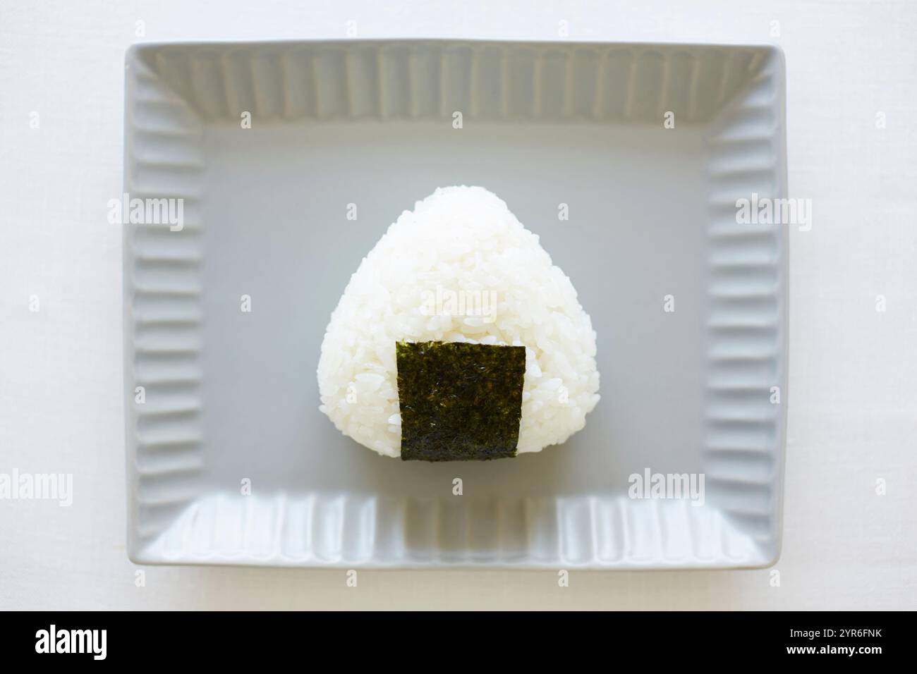 Staple on plate hi-res stock photography and images - Alamy