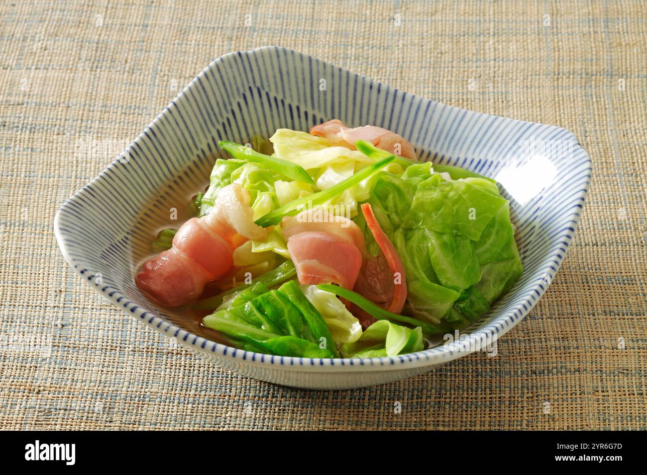 Spring cabbage 'april' hi-res stock photography and images - Alamy