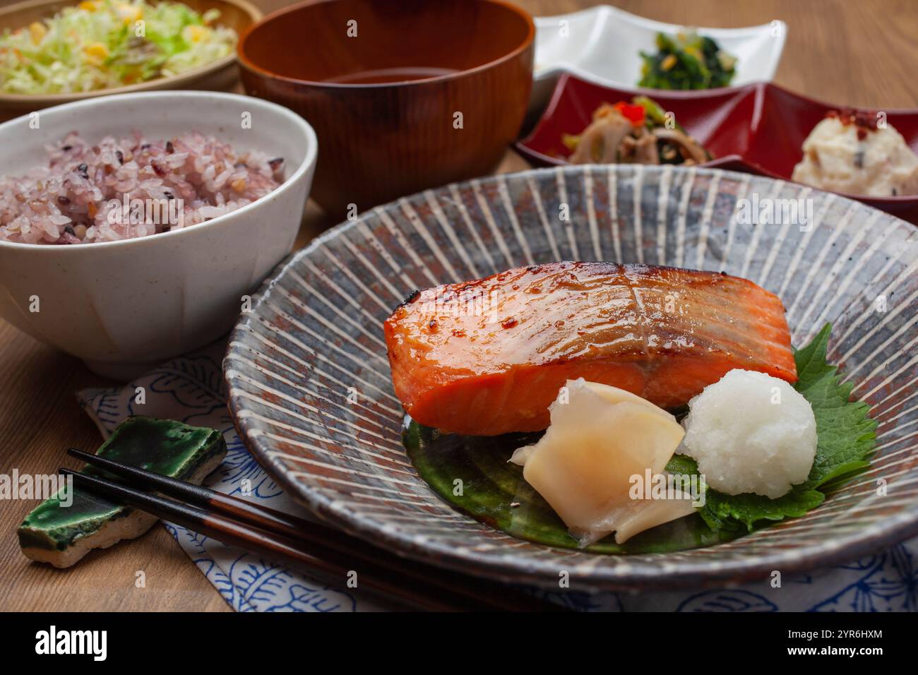 Salmon Harasu set meal Stock Photo - Alamy