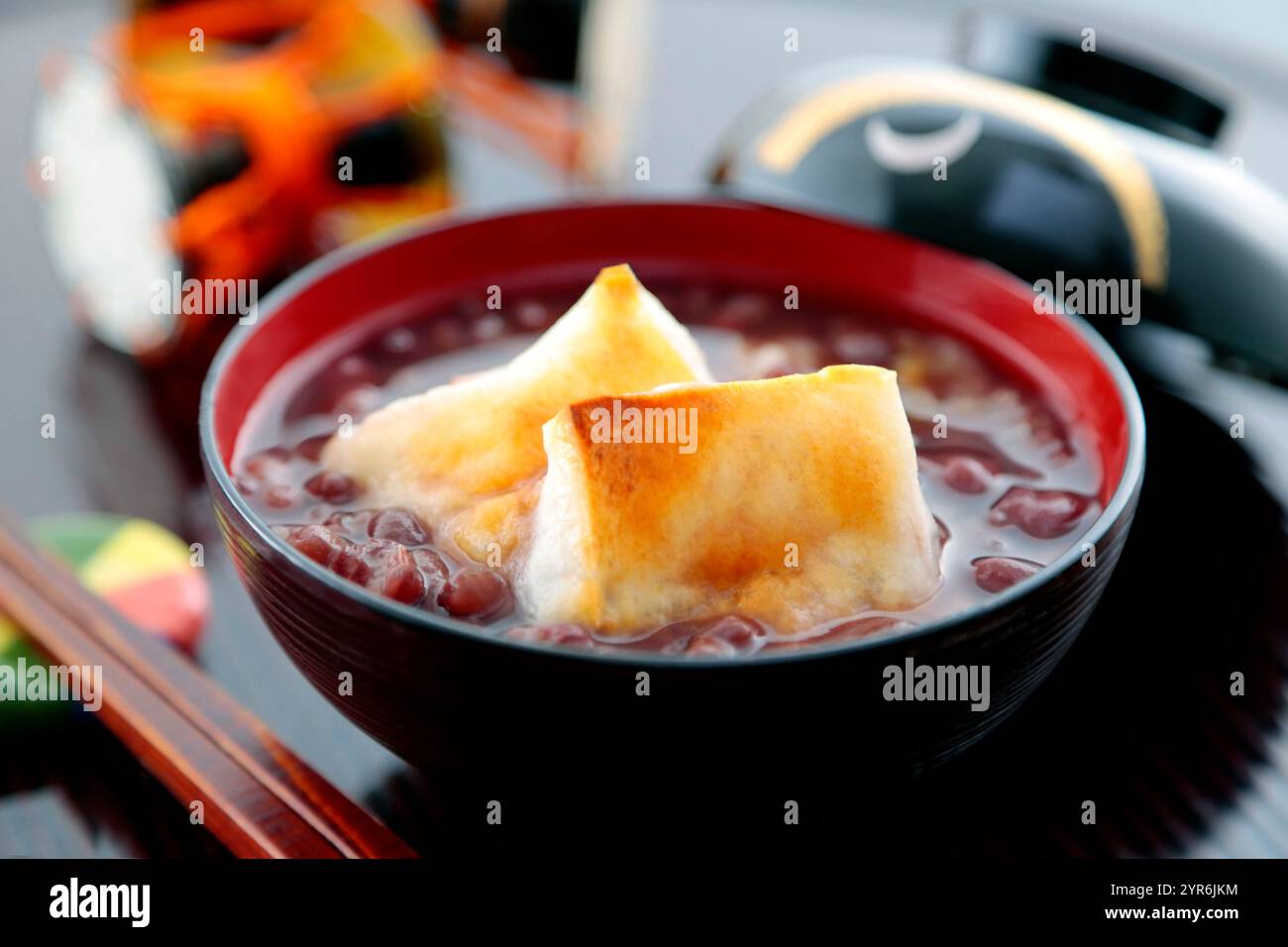 Oshiruko (sweet red-bean soup Stock Photo - Alamy