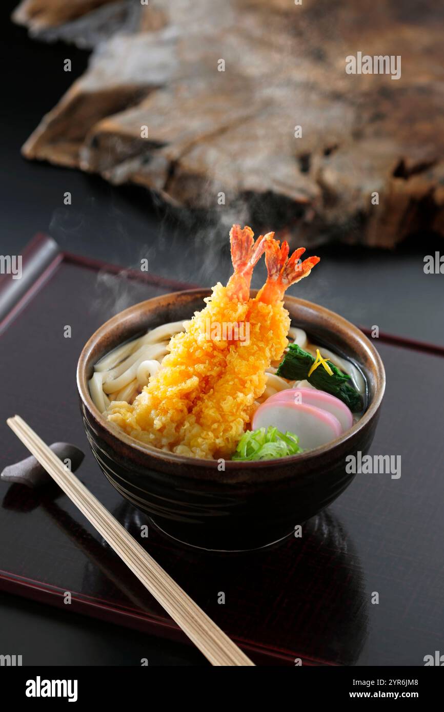 Ebi tempura udon Stock Photo - Alamy