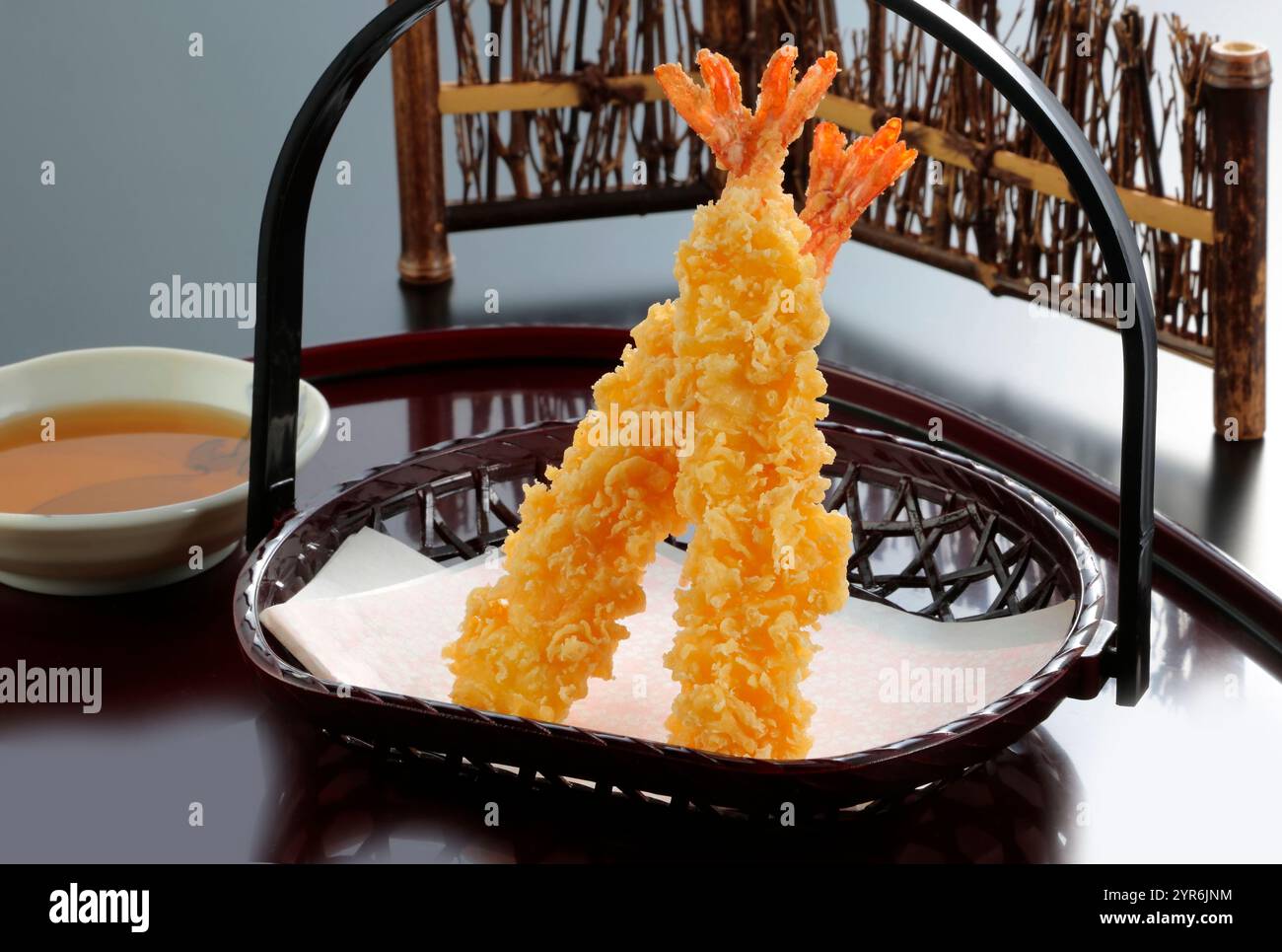 Tempura ebi hi-res stock photography and images - Alamy