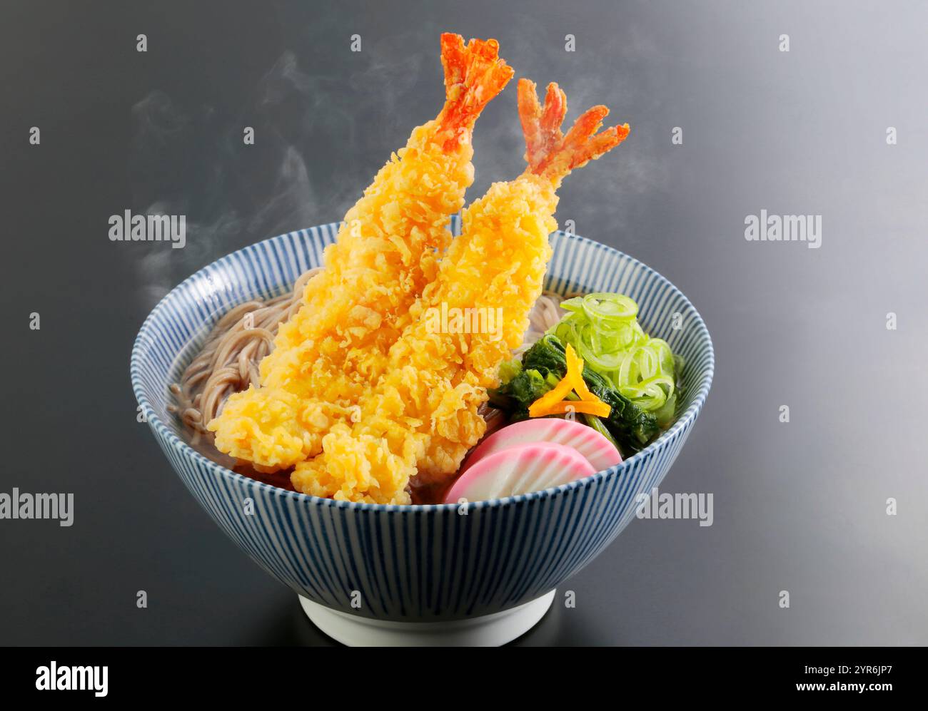 Ebi tempura soba Stock Photo - Alamy