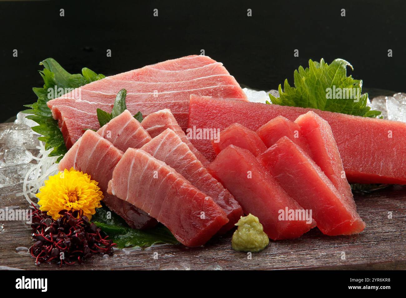 Medium fatty tuna, Tuna Red Meat Stock Photo - Alamy