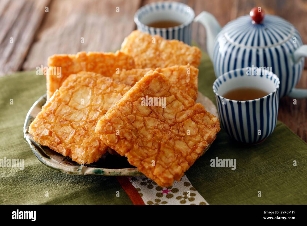 Deep-fried rice crackers Stock Photo - Alamy