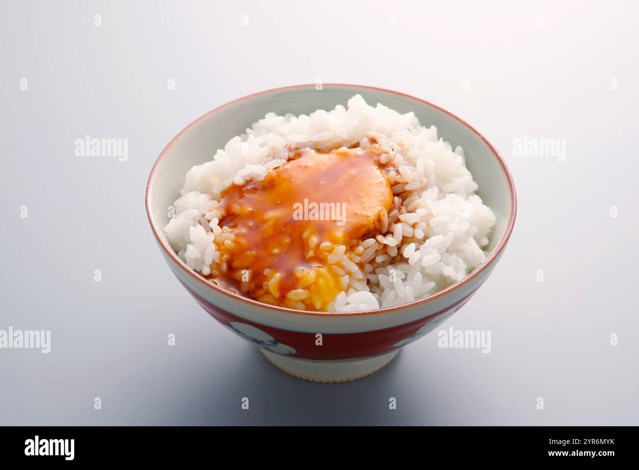 Raw egg hi-res stock photography and images - Alamy