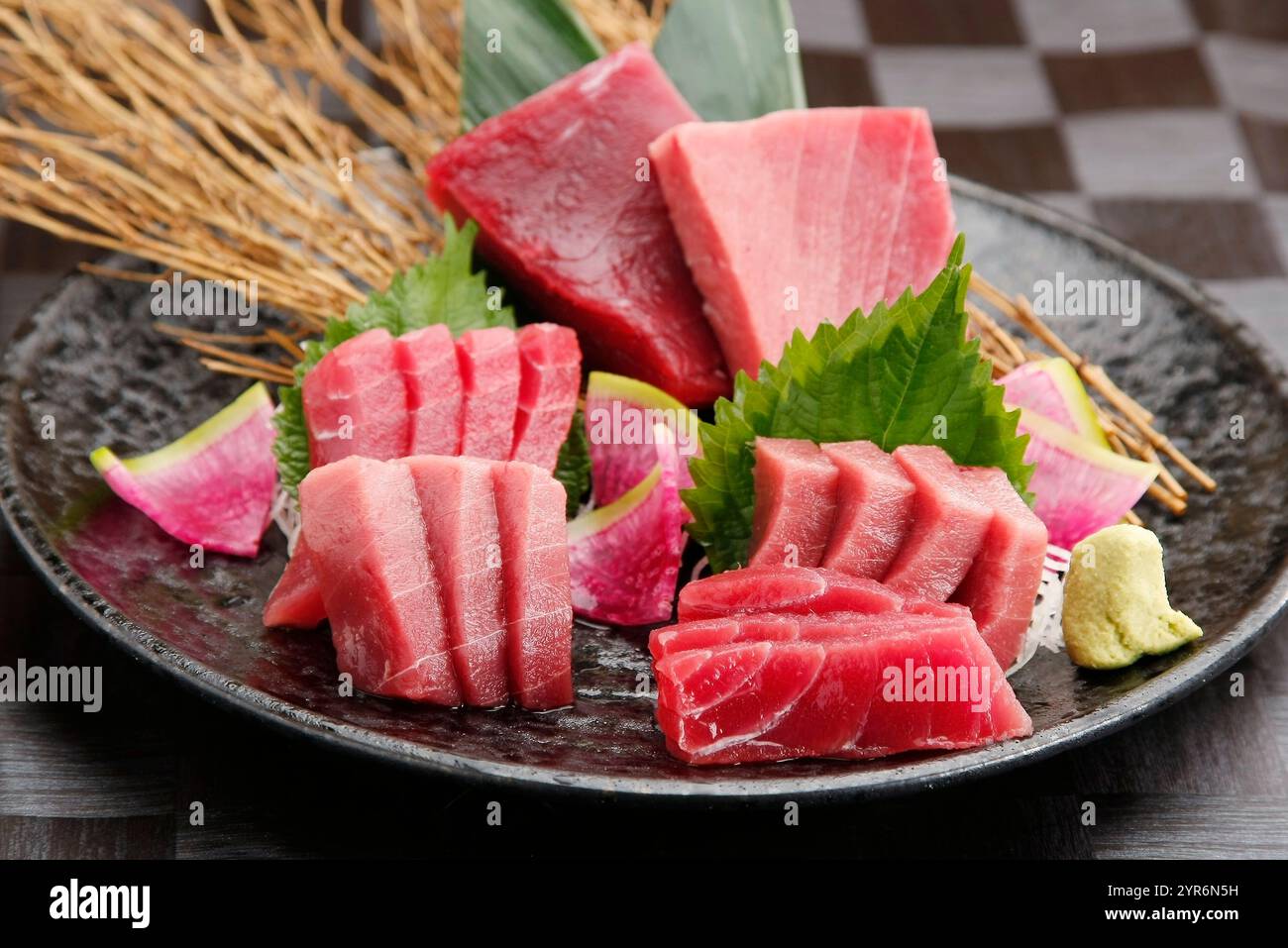 Assorted sashimi of medium fatty tuna and red tuna Stock Photo - Alamy