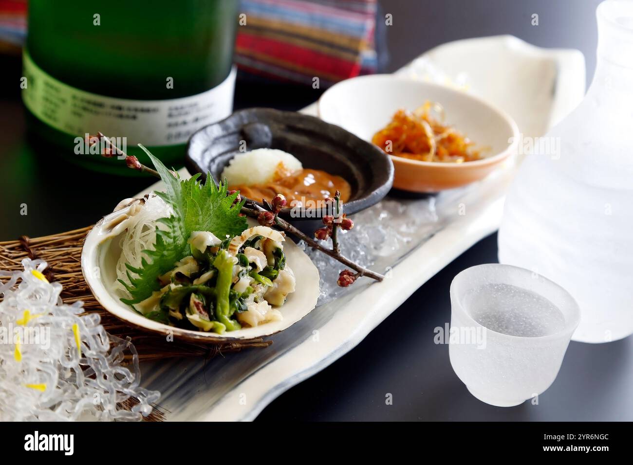 Sake production hi-res stock photography and images - Alamy
