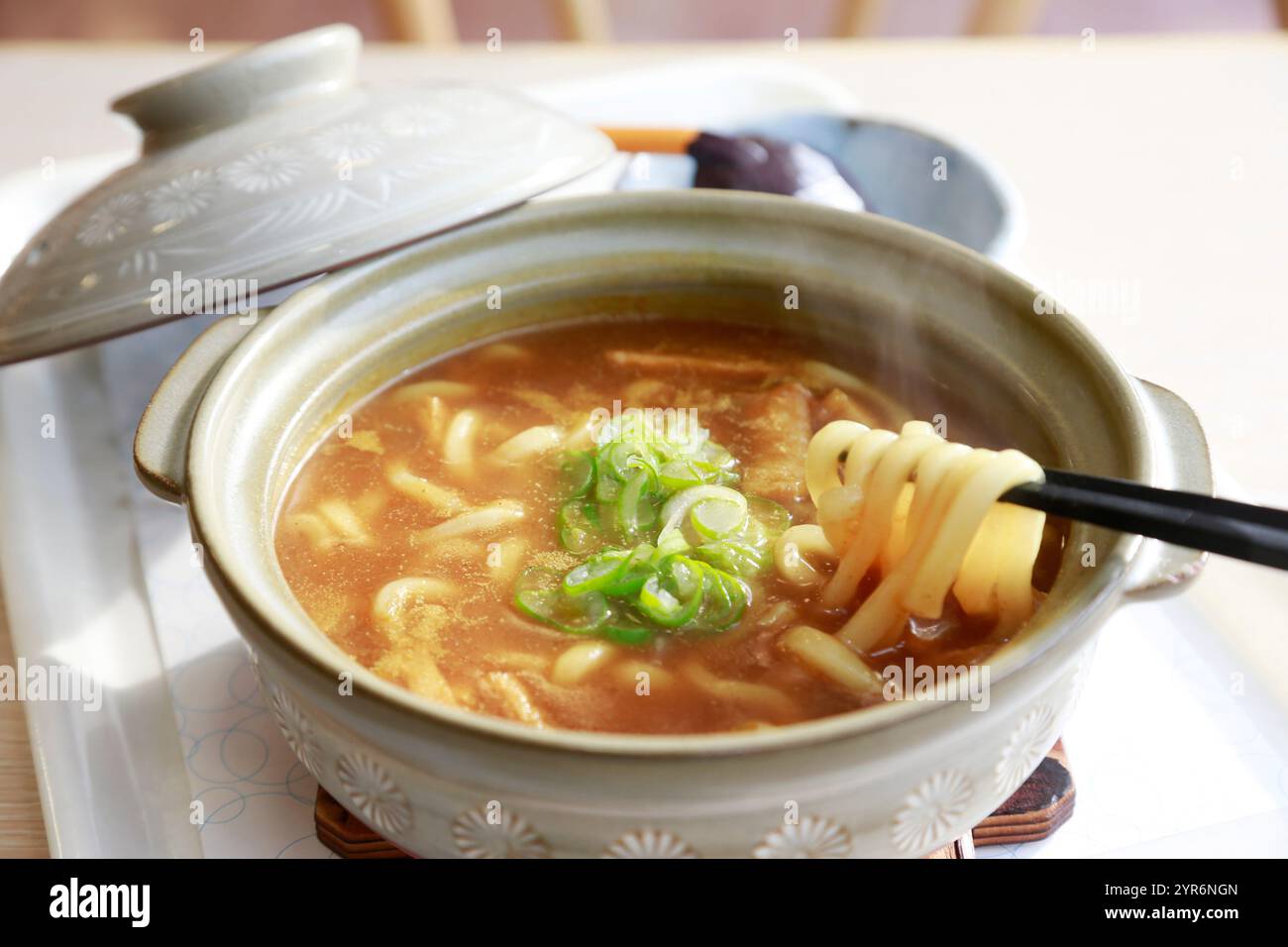 Nabe-yaki curry udon Stock Photo - Alamy