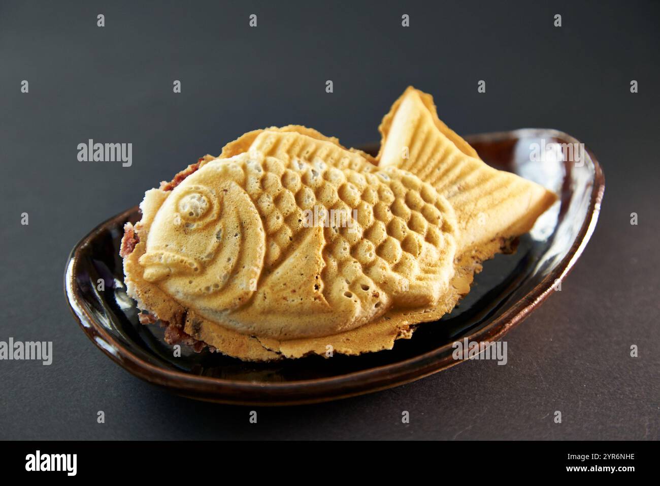 Japanese sweets1piece hi-res stock photography and images - Alamy