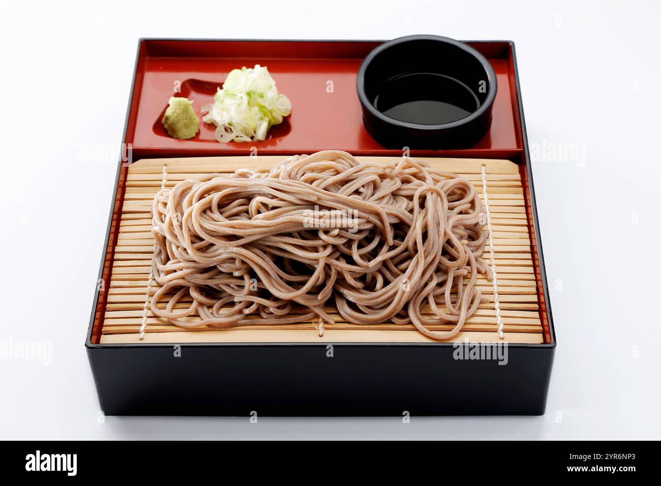 Zaru hi-res stock photography and images - Alamy