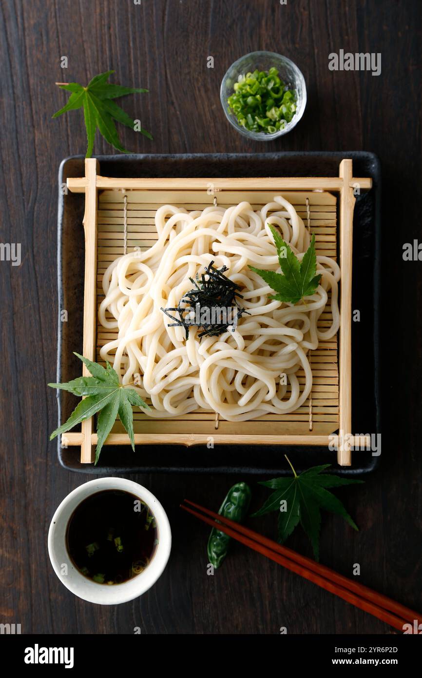 Zaru hi-res stock photography and images - Alamy