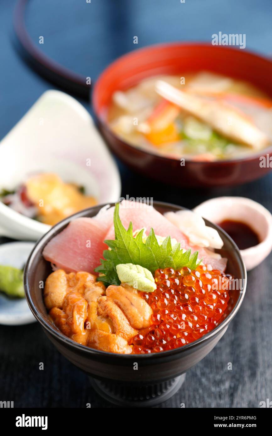 Salmon rice bowl hi-res stock photography and images - Alamy