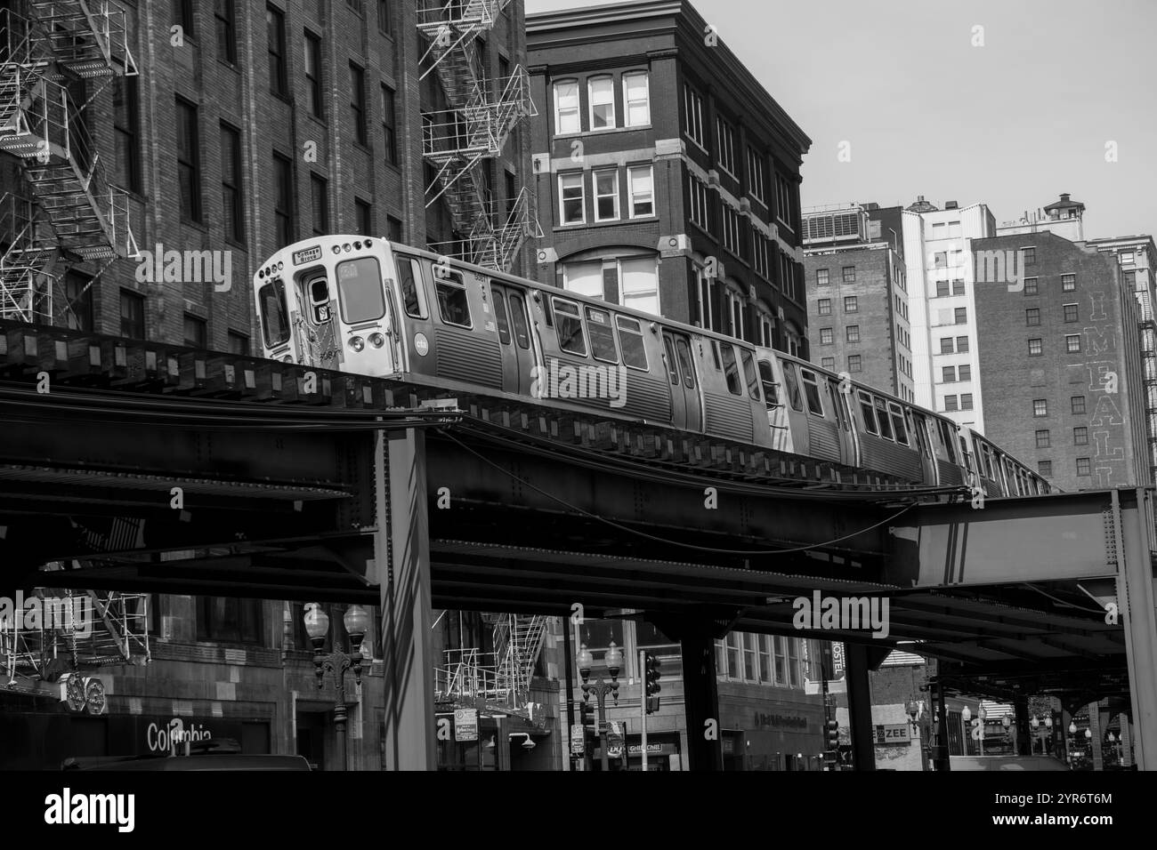 SEPTEMBER 2021, CHICAGO, ILLINOIS, USA - Chicago elevated subway train ...