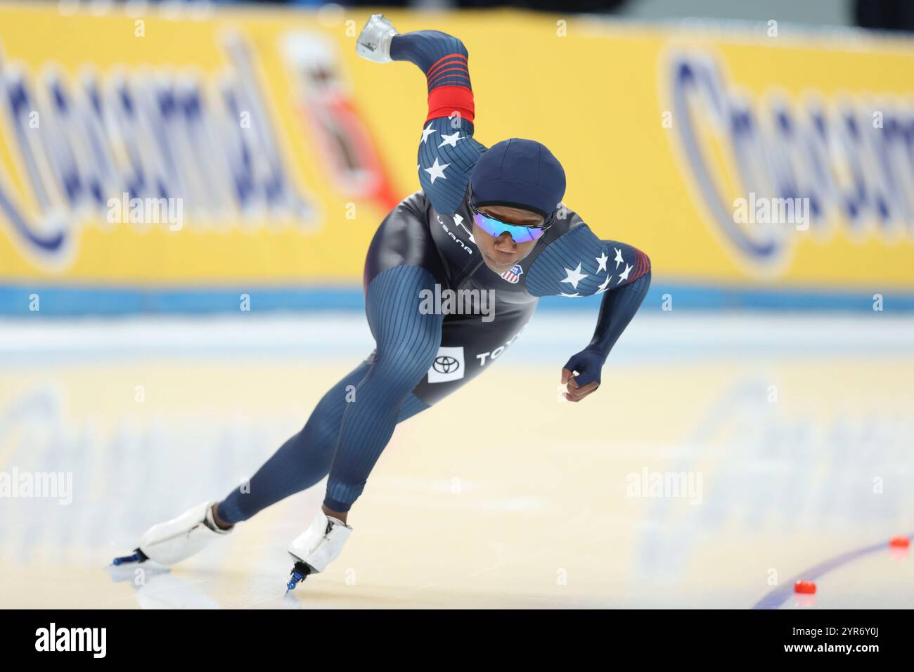American Erin Jackson, the women's 500m speed skating champion at the ...