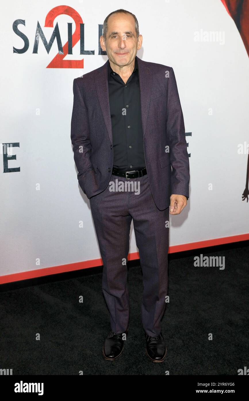 LOS ANGELES - OCT 14: Peter Jacobson at the Smile 2 Los Angeles ...