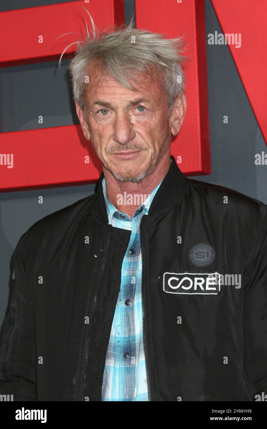 LOS ANGELES - NOV 14: Sean Penn at the September 5 Los Angeles Premiere ...