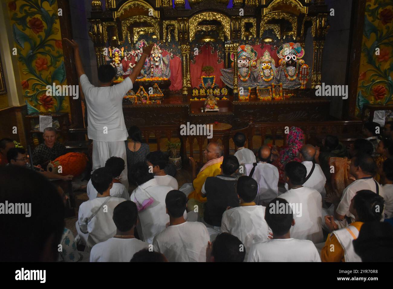 Kolkata, India. 01st Dec, 2024. ISKCON followers held prayers and ...