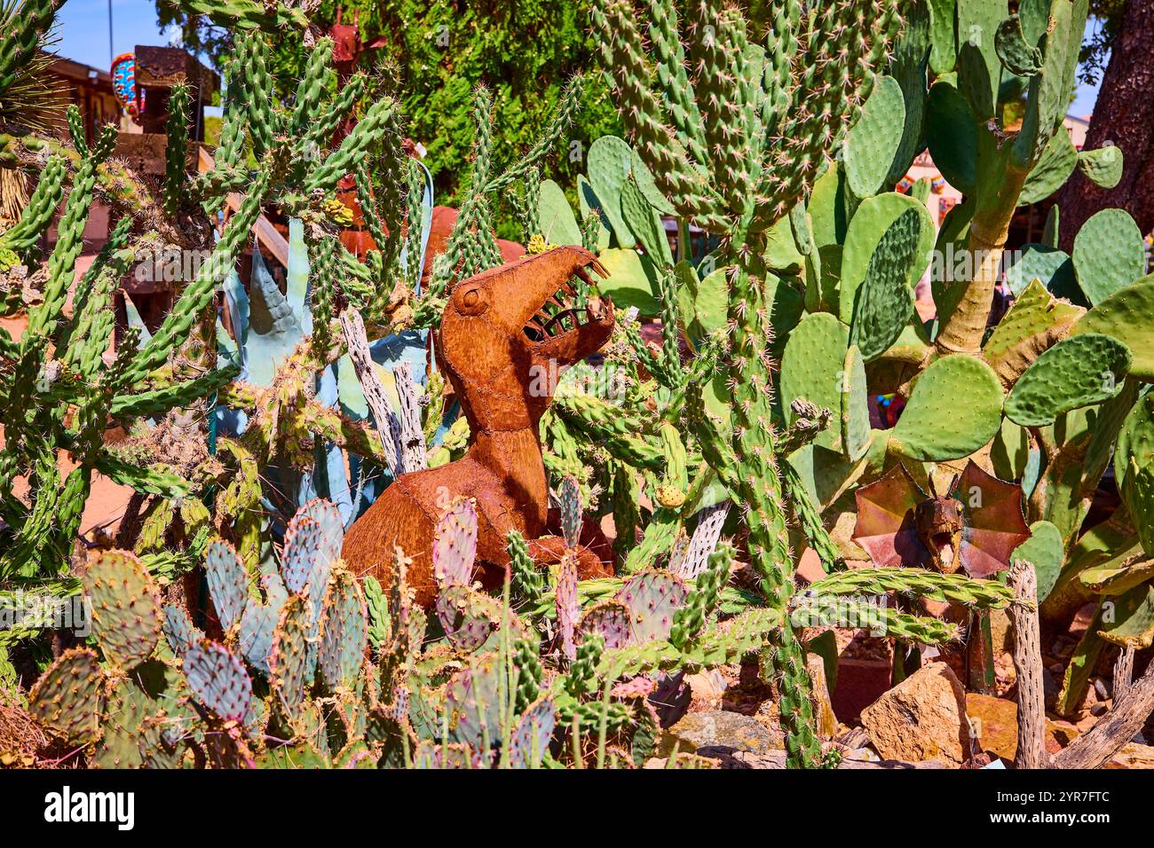 Green dinosaur art installation hi-res stock photography and images - Alamy