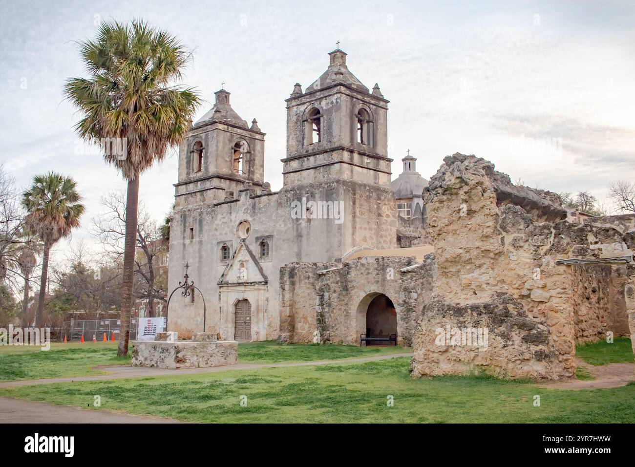 Old traditional architecture of the Mission Concepción church building ...