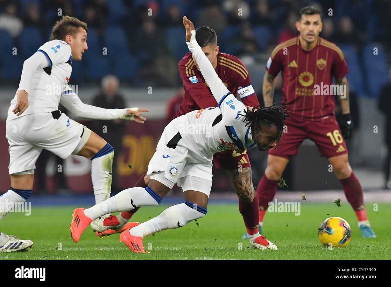Rome, Lazio. 02nd Dec, 2024. Mateo Retegui of Atalanta, Ademola Lookman ...